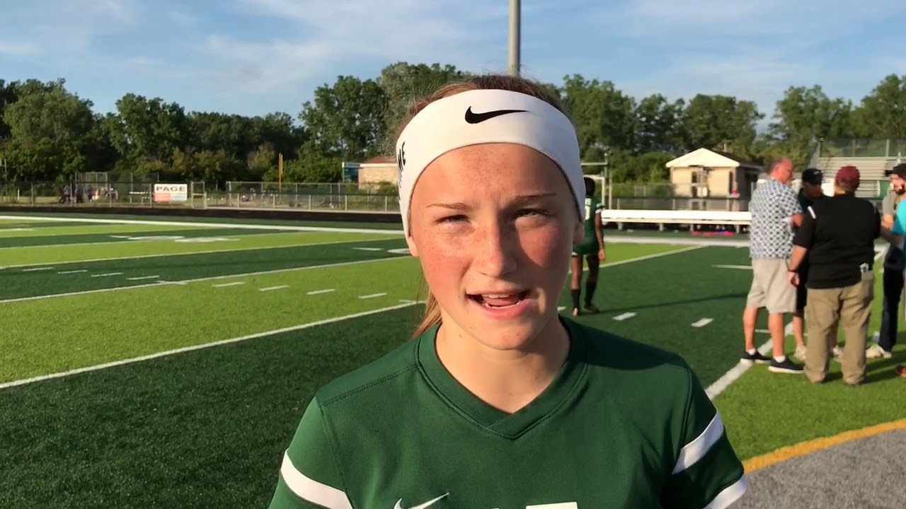 Novi girls soccer celebrates and reacts to D1 region title win - YouTube
