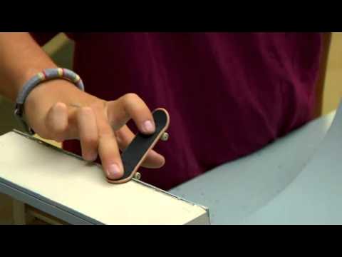 Tutoriales:Tech Deck Trucos verticales avanzados(español) - YouTube