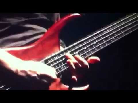 Mike Gordon Bass Solo - YouTube