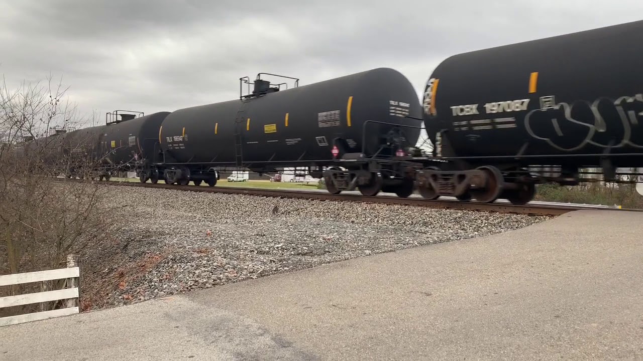 NS manifest passes container train with OLS unit No. 9256 on the ...