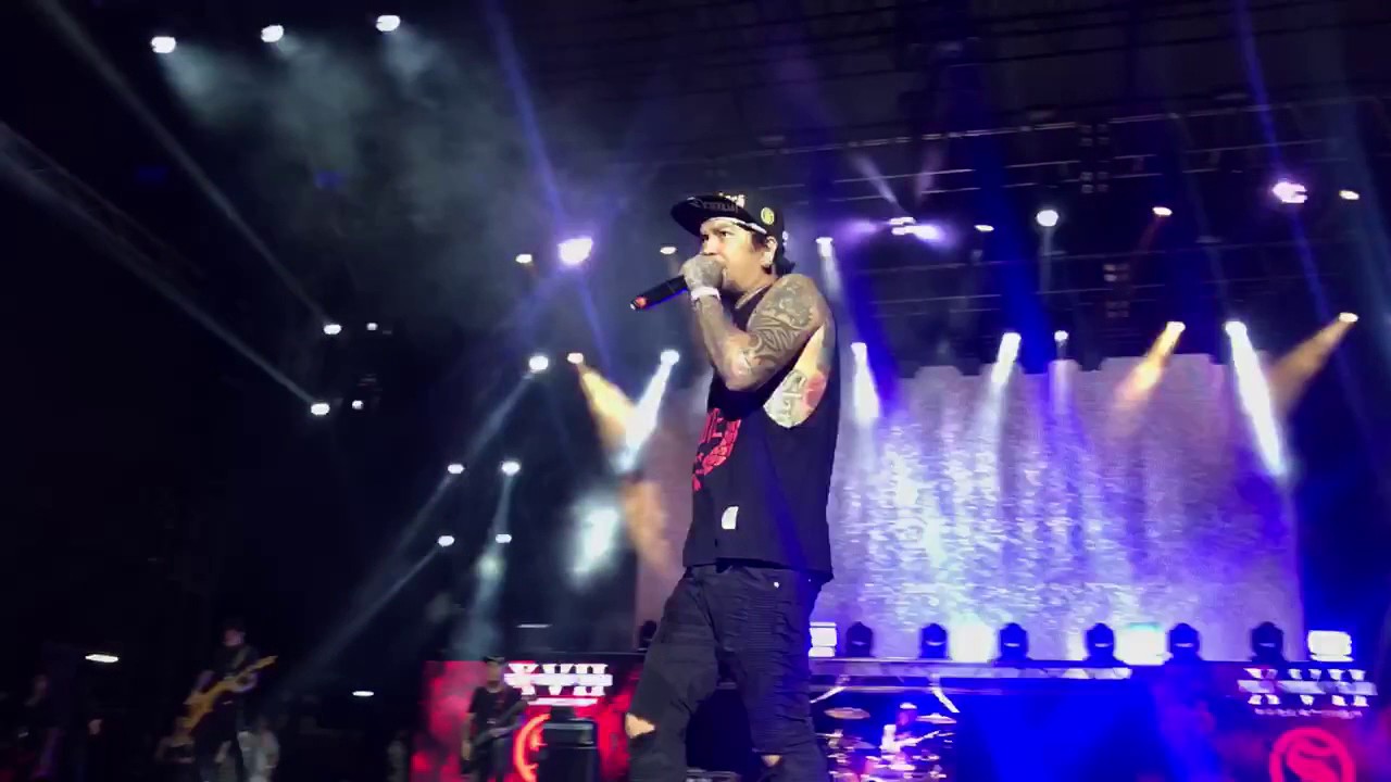 Slapshock - Agent Orange (Pulp Summer Slam 17: Redemption) - YouTube