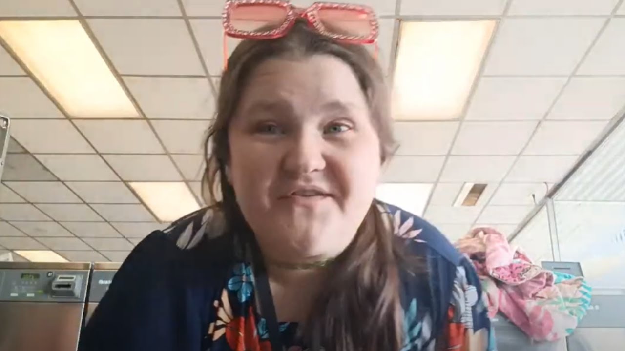 Krystal Station stars in "👸Krystalstation & her Sweetheart💕 Baby King ...