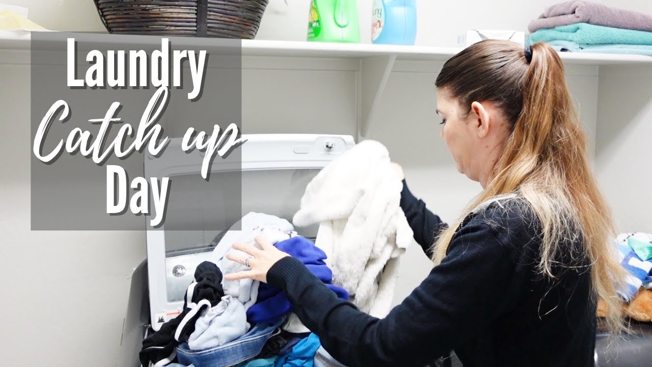 ALL THE LAUNDRY ONE DAY // CLEANING MOTIVATION // CLEANING MOM - YouTube