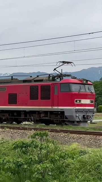 4060レ黒部→魚津間13時05分頃通過EF510-1 - YouTube