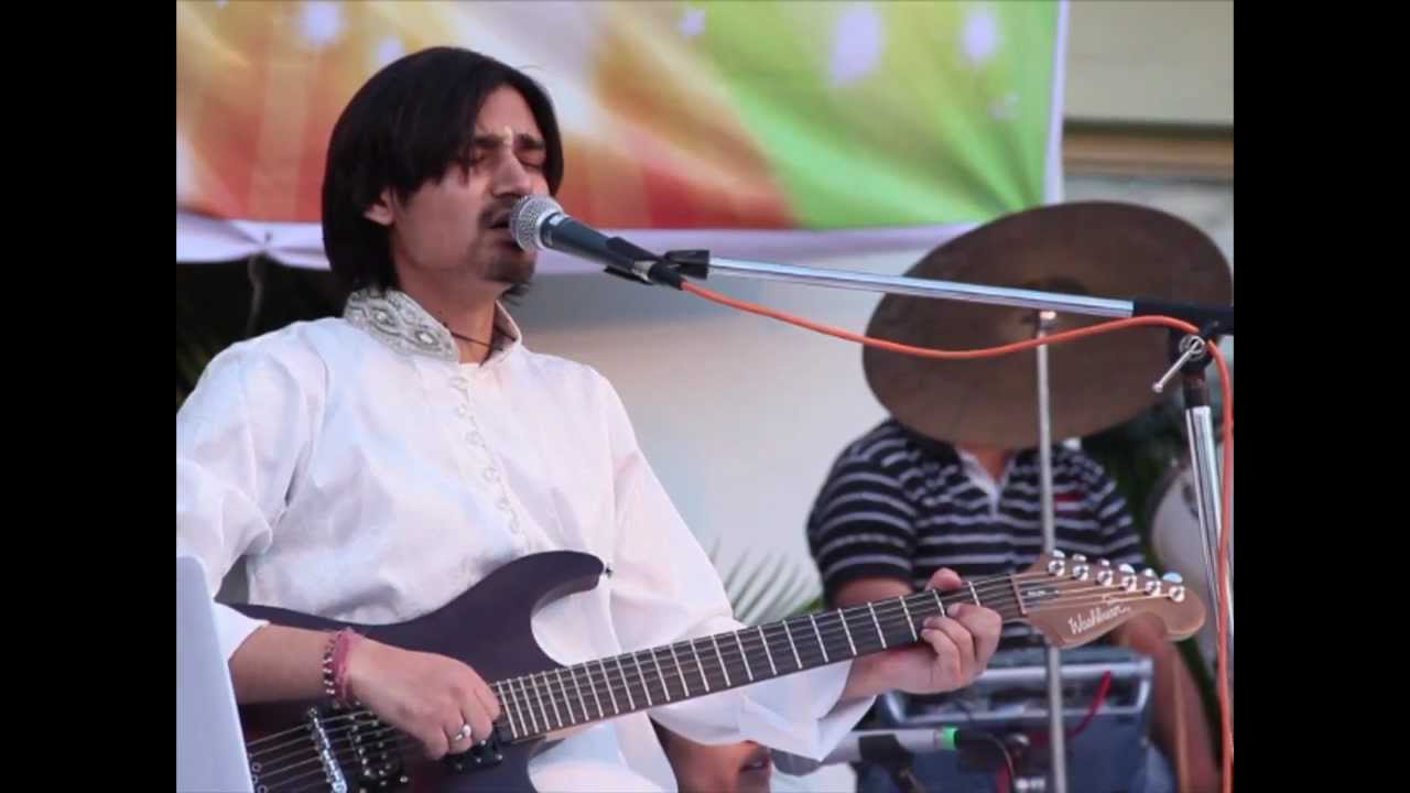 Sumeru Sandhya - Akshat Satsang - Art of living - Vasudevaya - YouTube