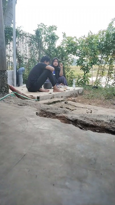 Makan sore di belakang rumah - YouTube