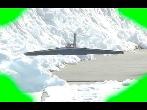 Mini RC Delta Wing - YouTube