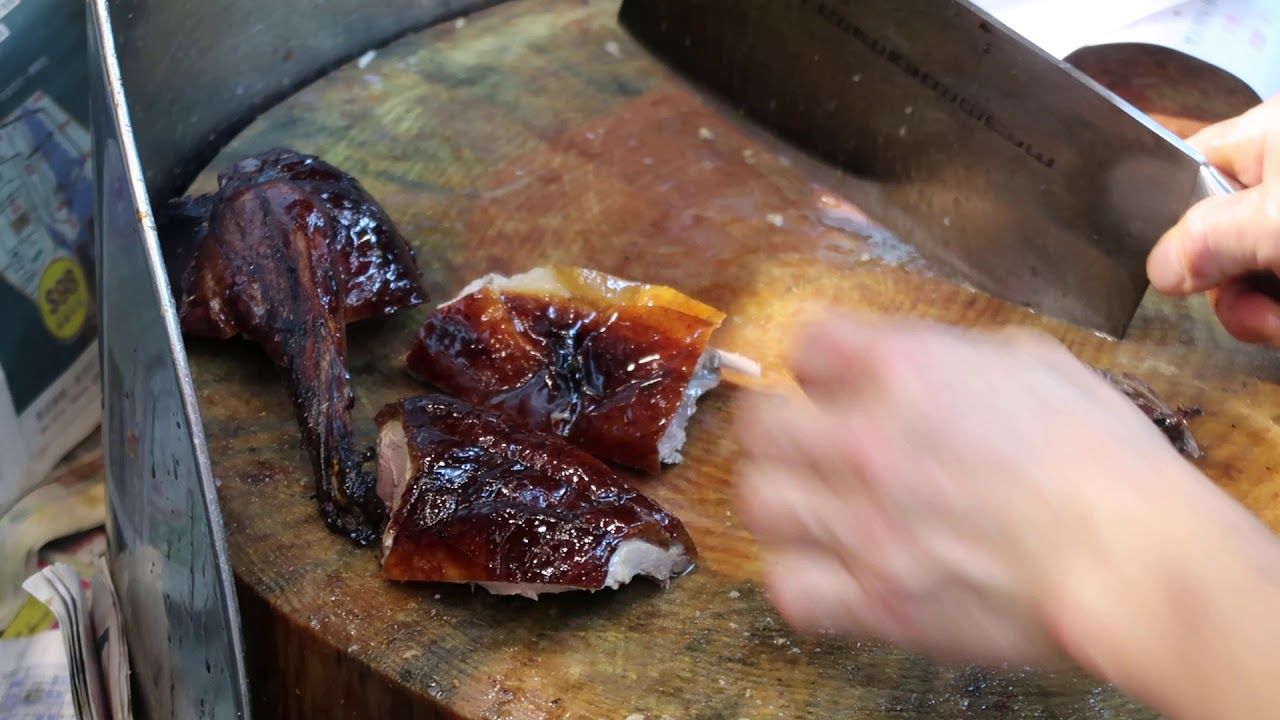 Roast Goose 出爐脆皮燒鵝 熱辣辣 出晒煙 出晒水蒸氣 爆汁 香滑 Barbecued Goose 新順興 粉嶺逸峰廣場G21 電話 ...