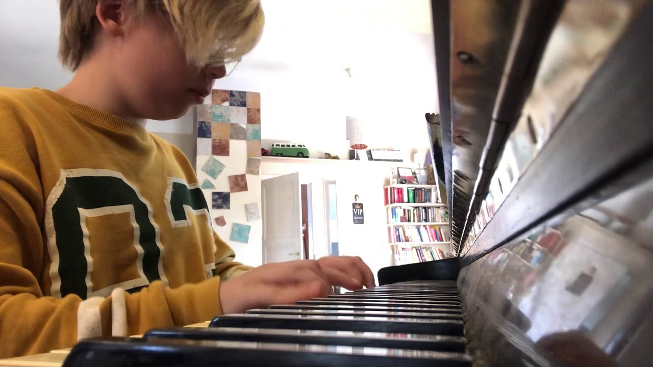 Herman Avandi muusikakooli distantsõppel - YouTube