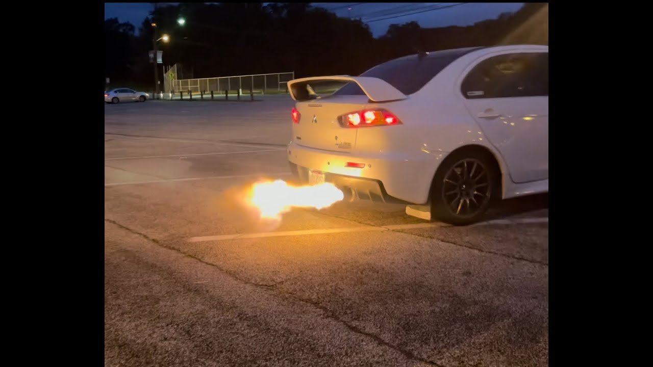 Crazy Spark Cut (Massive Flames) - YouTube