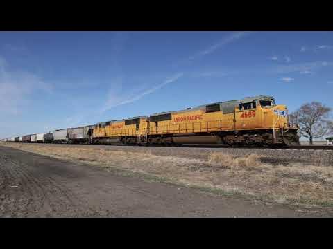 UP 4689 Esst - YouTube