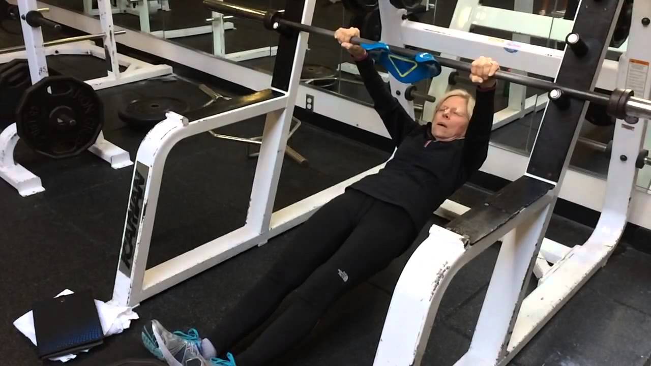 Hanging Row: 17 by Lindsay F - YouTube