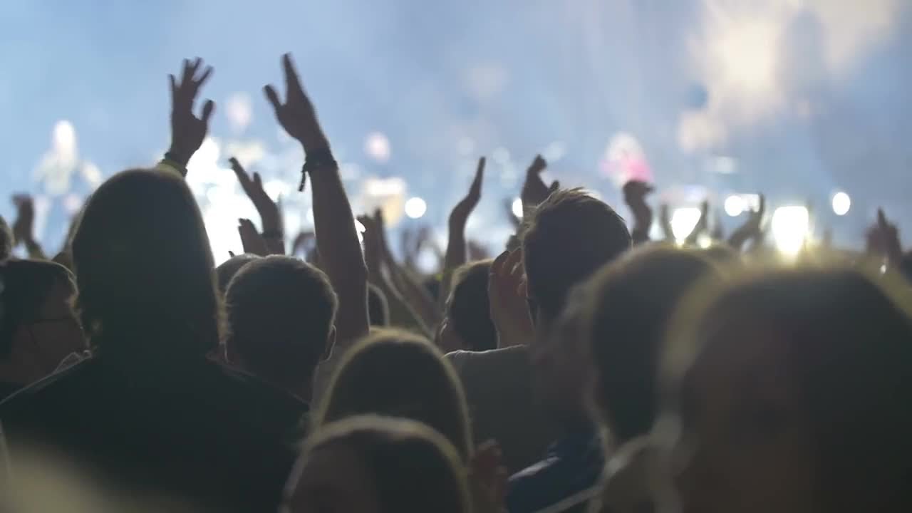 People Clapping At A Concert Stock Video - YouTube