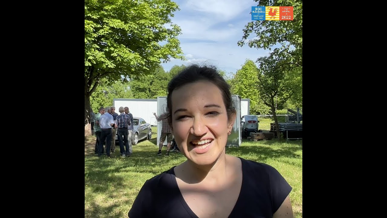 Interview mit Julia Schuster - YouTube