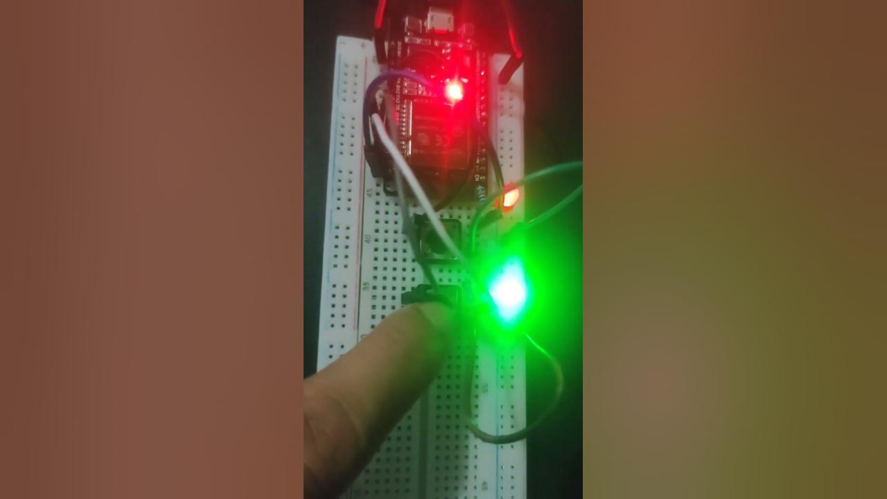 Tutorial ESP32 Digital Inputs / Digital Outputs Turning LED on/off dengan tombol (push button ...