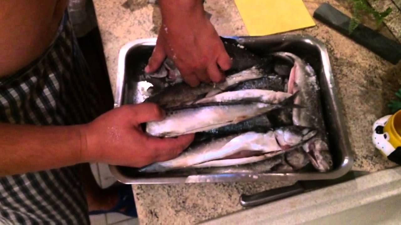 How to easy smoke fish - YouTube