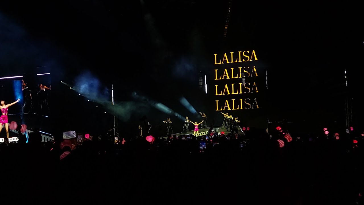 LALISA - LISA SOLO PERFORMANCE PT.1 BLACKPINK (BORNPINK WORLD TOUR 2023 ...
