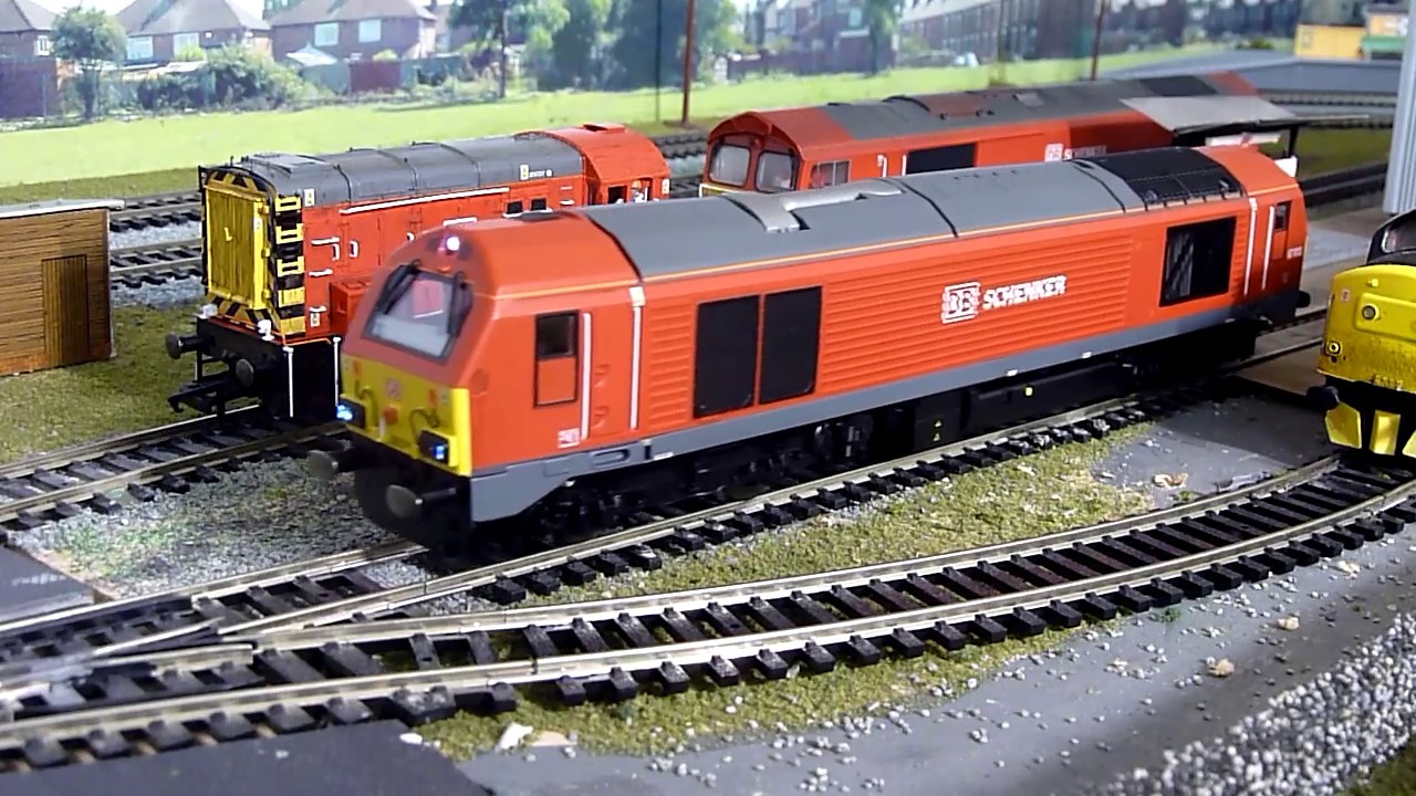 HORNBY CLASS 67 with LEGOMANBIFFO V5 SOUND . - YouTube