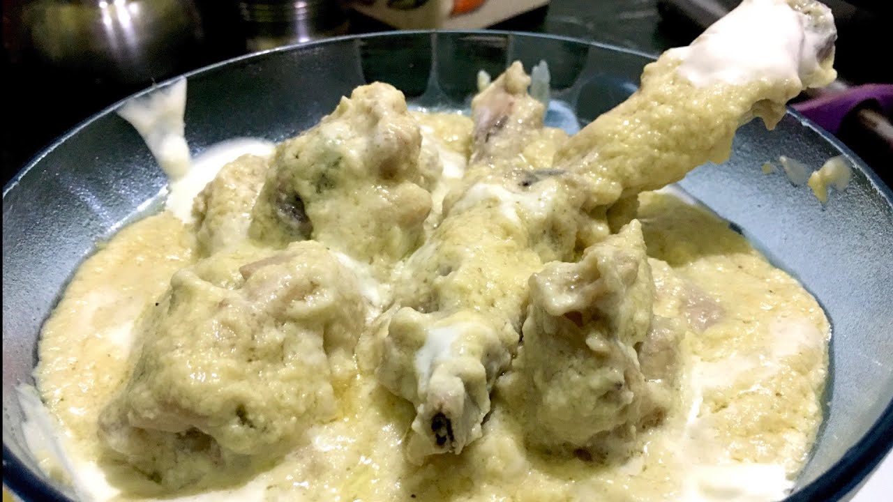 WHITE GARLIC CHICKEN || FULL RECIPE || মুখে দিলেই গোলে যাবে - YouTube