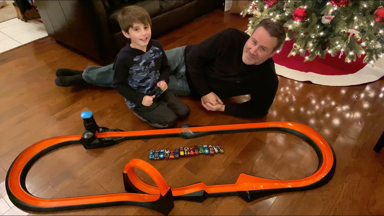 Hot Wheels ID Car Comparison with Smart Track Kit - YouTube