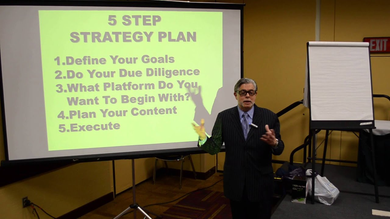 Joe Santy, Indianapolis Fashion Focus 2013 - YouTube