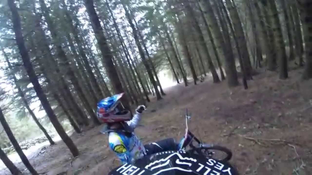 Take a run with Lewis Buchanan & Danny Hart - YouTube