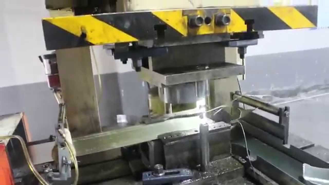 junction box electrical outlet metal wall mount 2x4 steel box - YouTube