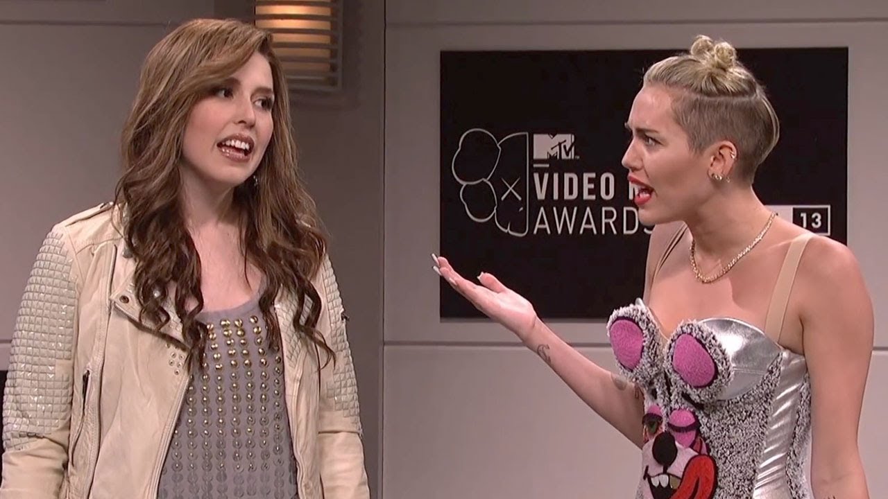 The Funniest Pop Star Impressions on SNL! - YouTube