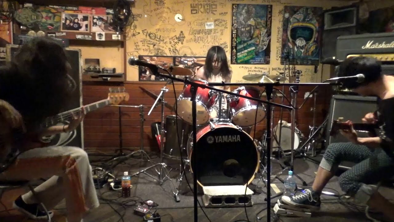 GREEN MILK FROM THE PLANET ORANGE/TRAGEDY OVERGROUND&DEMAGOG(LIVE AT EL ...