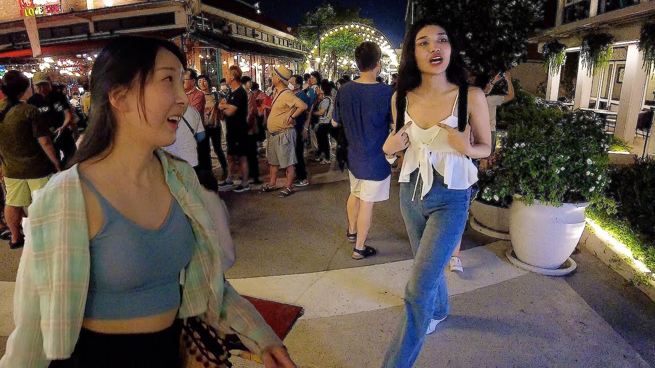 Asiatique Bangkok Night Walk: Lights, River Views, and Urban Magic 🌃 ...