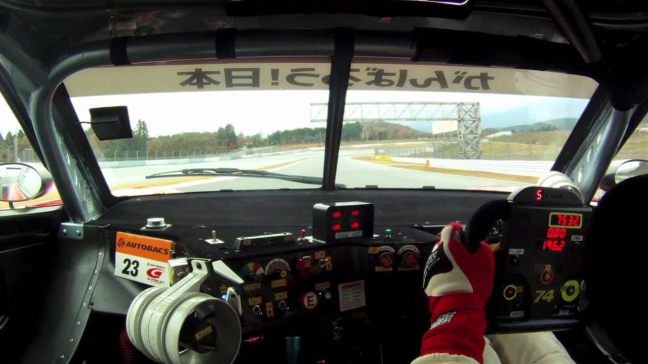 Nissan GT-R R35 GT500 at Fuji test drive / AUTOhebdo - YouTube