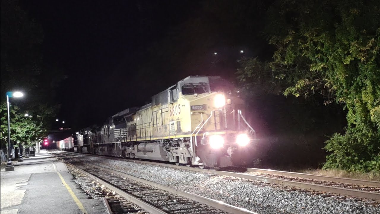 NS 28R with UP 6805 leading in Charlottesville Virginia - YouTube