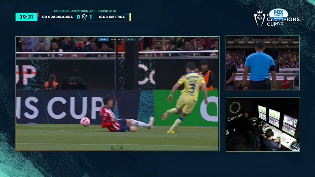 Penal para el América...¡pero el VAR dice "juegue, no hay nada ...