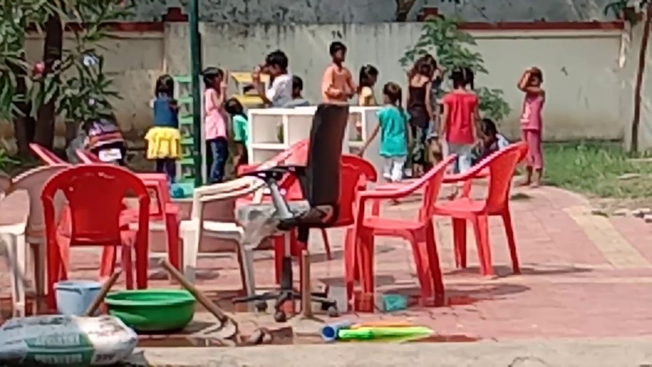 Kim Chokdi Kansari Gaon k bache High School - YouTube