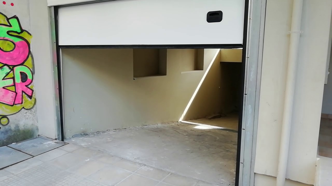 Γαραζωπορτα σπαστη αυτόματη.. - YouTube