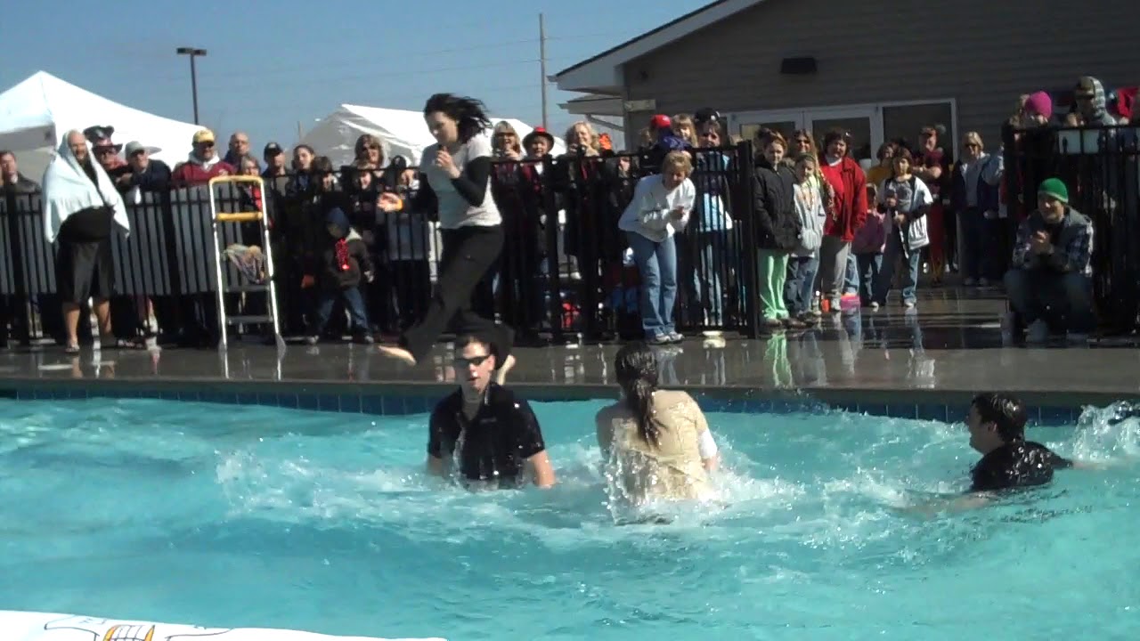 2009 Polar Plunge Pittsburg Kansas - YouTube