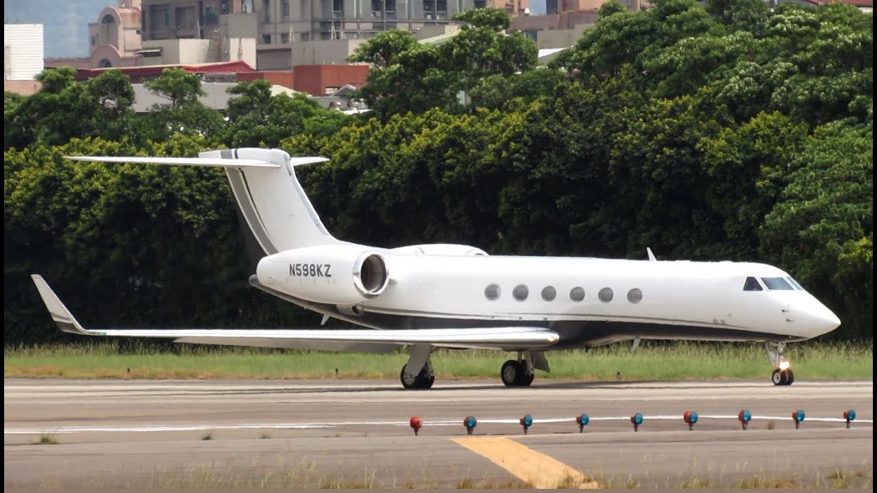 Private plane Gulfstream G550 N598KZ for London Luton via Novosibirsk ...