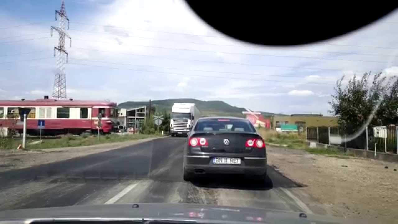 Train and Lorry on Level Crossing - YouTube