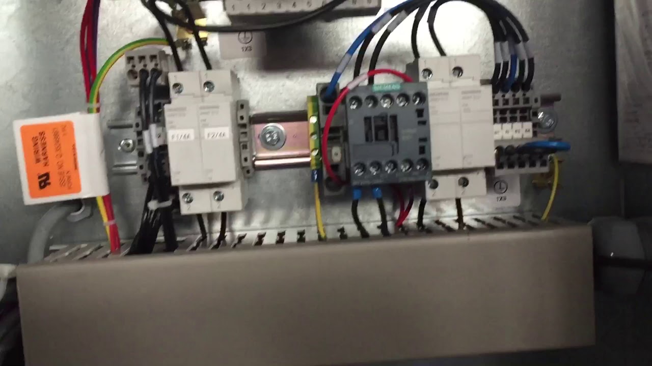 Спиральный безмасляный компрессор Atlas Copco SPR 15 - YouTube