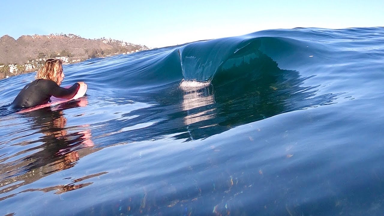 Freak mini SLAB wave and surfing HIPPIE JUMP - YouTube