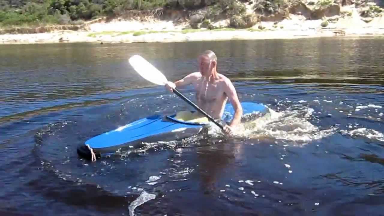 Eskimo rolling in Thurra river - YouTube