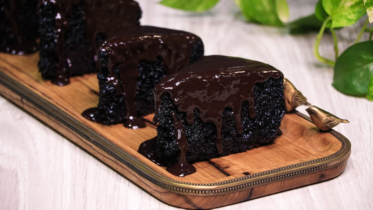 The recipe for the most delicious wet chocolate cake that melts in your ...