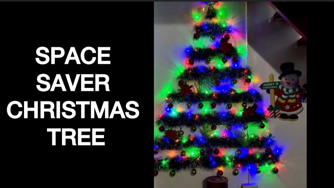 DIY SPACE SAVER CHRISTMAS TREE - YouTube