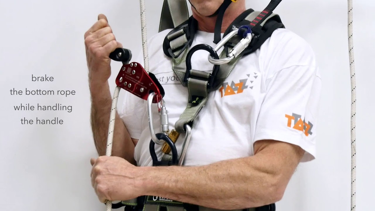 00 Brake the bottom rope while handling the handle - YouTube
