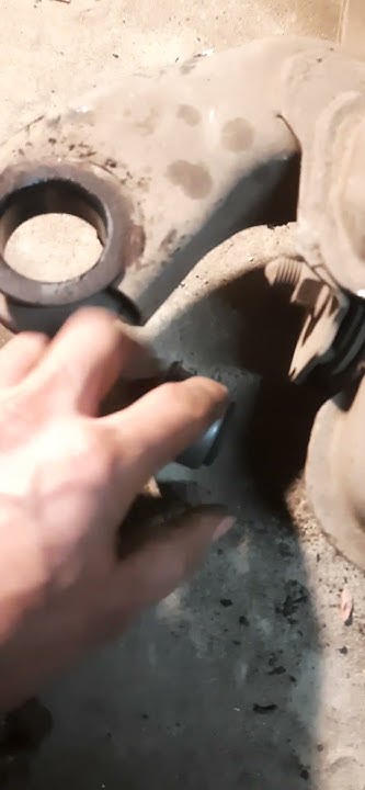 замена сайлентблоков в подрамнике опель зафира б/ Opel Zafira B CNG. 1. ...