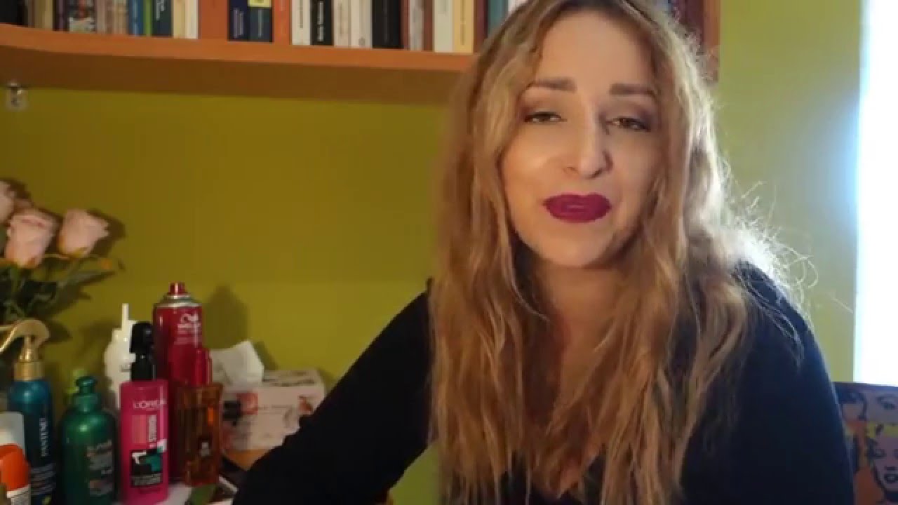 Ξεκαθαρισμα Καλλυντικων #1 Προϊοντα Μαλλιων - YouTube