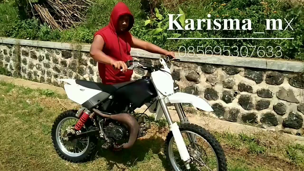 F1zr GTX grasstrack check sound - YouTube
