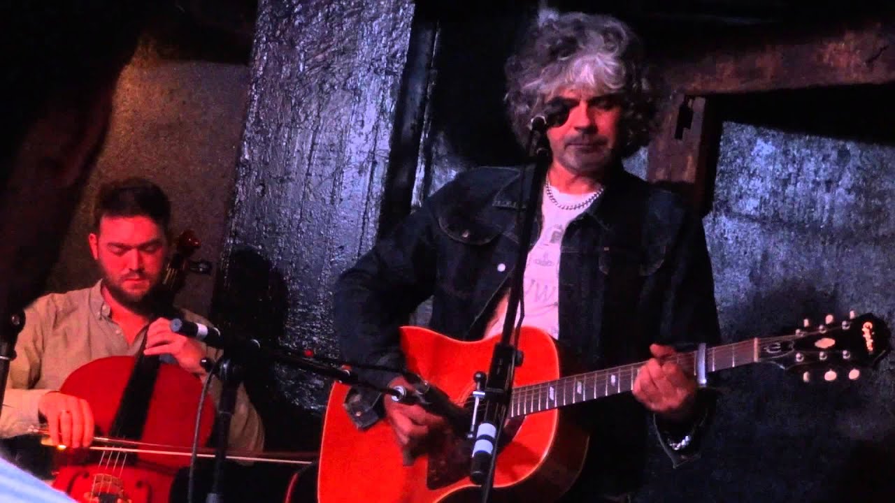 Matt Deighton - Wake Up The Moths - Live at The Phoenix Club, 21/10 ...