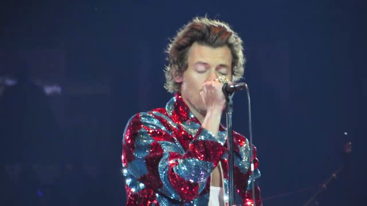 Harry Styles - Daydreaming - Chicago Night One - YouTube