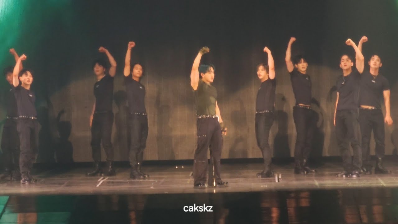 240825 Stray Kids dominATE SEOUL 창빈 ULTRA ( Changbin SOLO STAGE) - YouTube